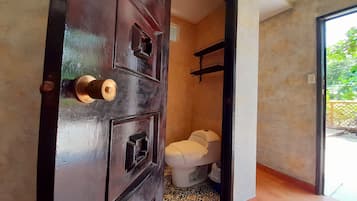 Cabana standard | Banheiro | Chuveiro, toalhas de banho