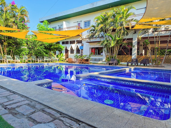 Hotel La Estancia