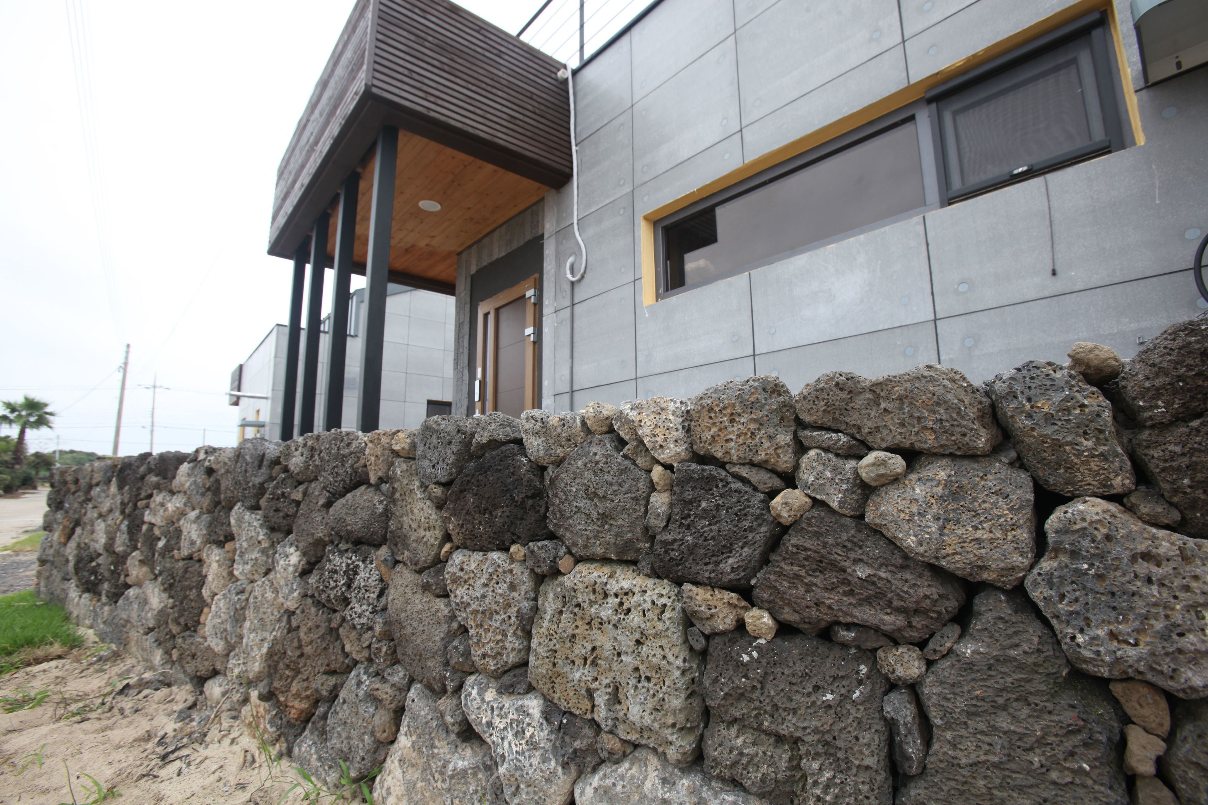 Entrada do alojamento