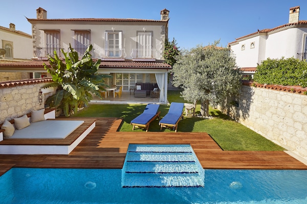 Tas Villa | Terraço/pátio interior