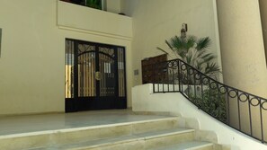 Entrada do alojamento