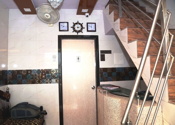 Delta Dormitory - Hostel - Mumbai