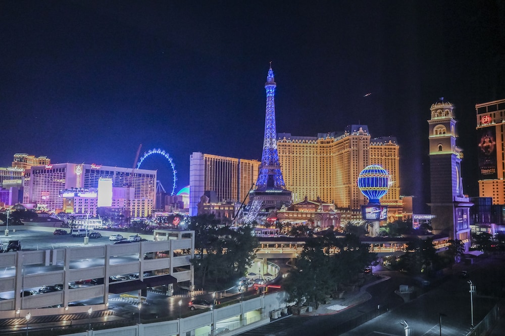 Stripviewsuites At Jockey Club - Nevada