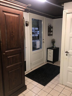 Entrada (vista interior)