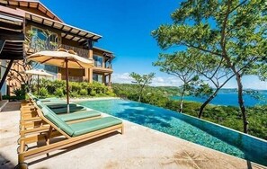 Piscina externa