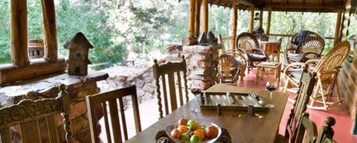 Pequeno-almoço completo diário incluído 