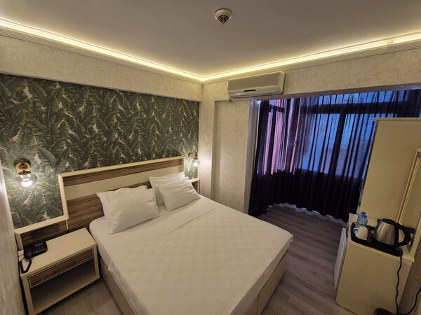 Best Smyrna Hotel - Kuşadası