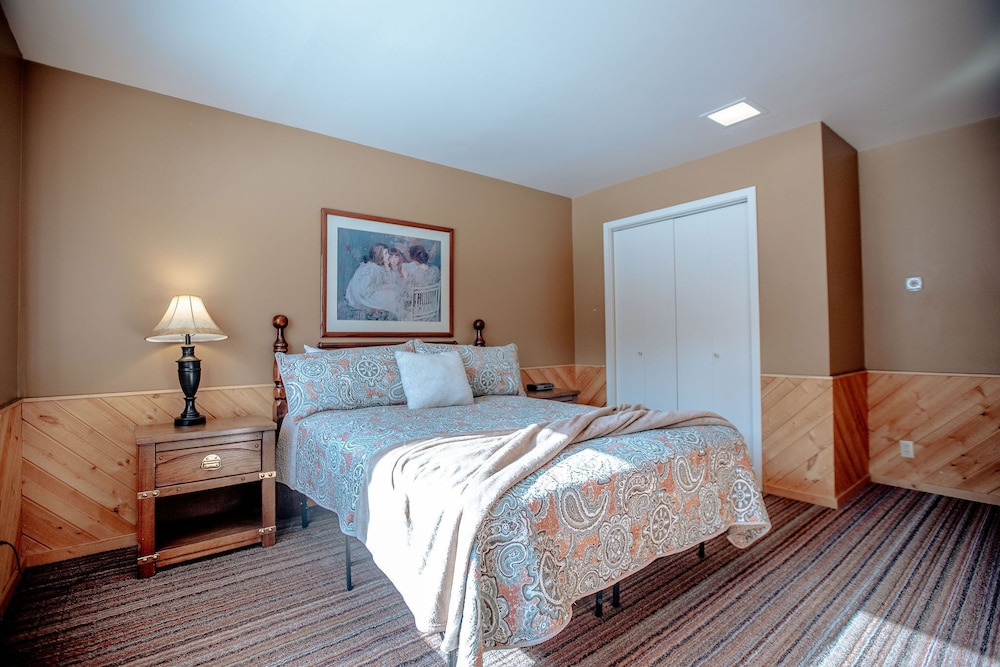 Storm Mountain Escape By Cottonwood Lodging - Silver Lake, Brighton