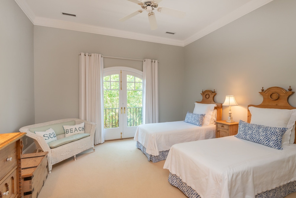 Updates Abound! Ultimate Kiawah Luxury House - Kiawah Island, SC