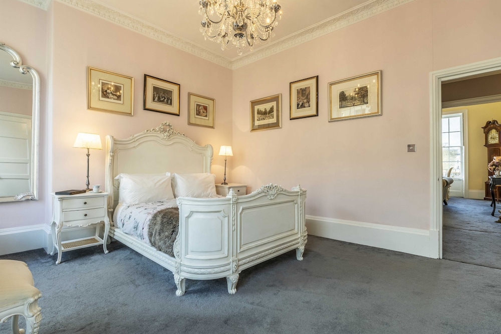 Edward Street Apartment | Glamorous And Handsome Georgian Indulgence - Bath