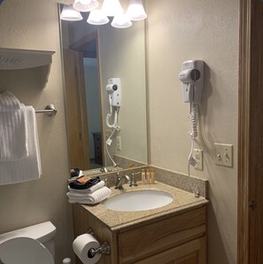 French Ridge Townhomes 2Bed/2bath. Charming townhome in the Historic ...