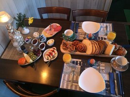 Café da manhã continental grátis todos os dias