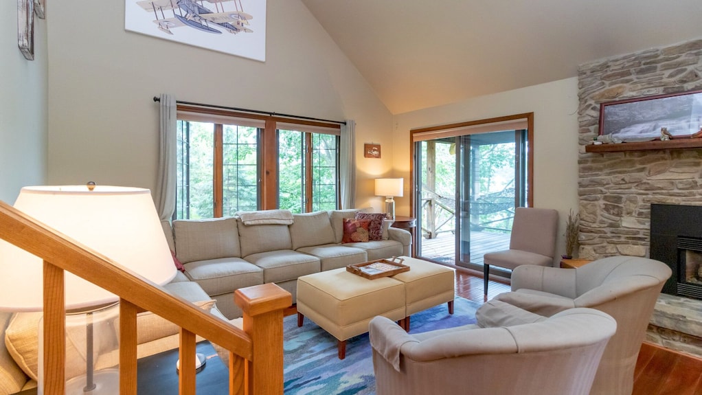 Wine To Water - Family Adventure On Keuka Lake Awaits! - Finger Lakes, NY