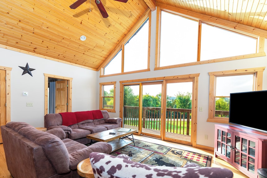 King Beds/hot Tub/pool Table/video Game/fire Pit - Illinois