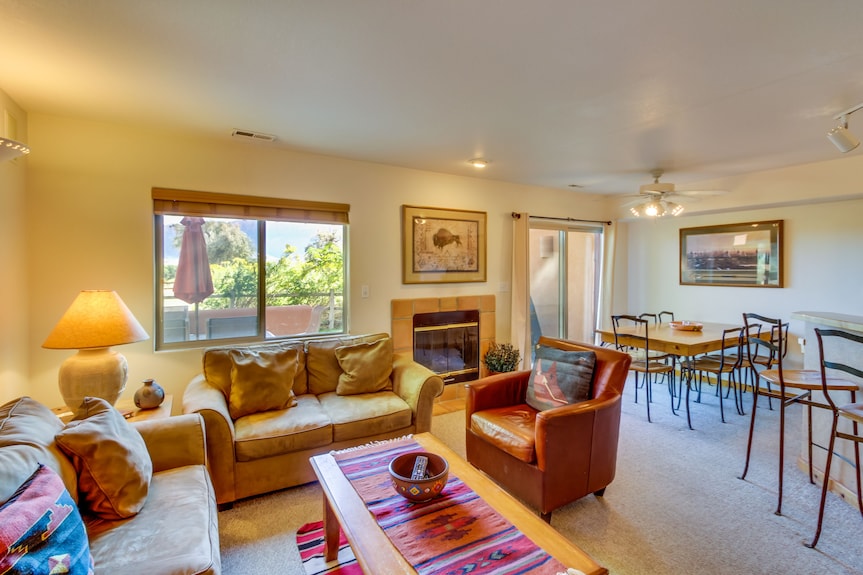 Dog-friendly Condo On Golf Course With Free Wifi & Seasonal Pool - Utah