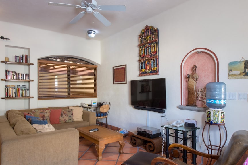 Villa De Tres Hermanas - Camina Hasta El Centro De Cabo San Lucas Y El Puerto Deportivo - Cabo San Lucas