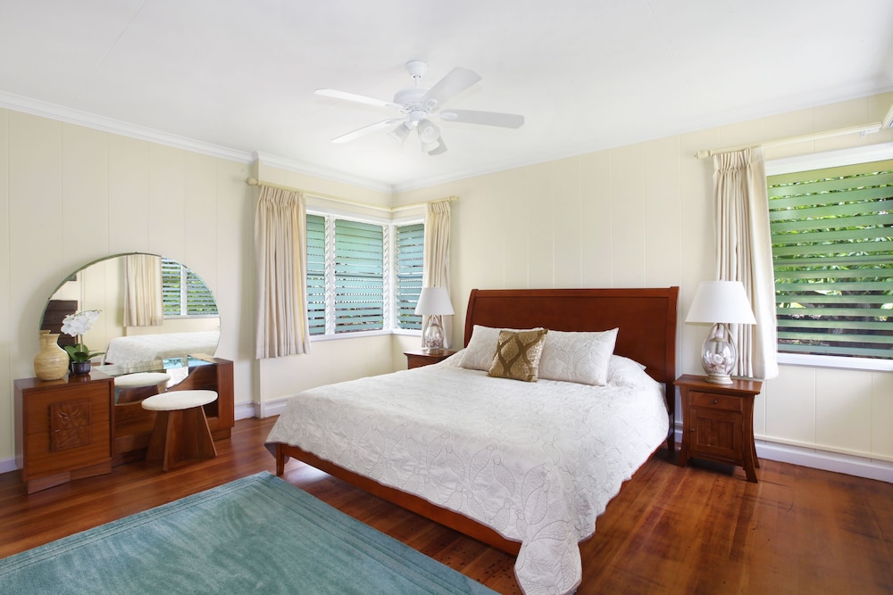 Pane Road Hale, Quaint & Updated For Your Comfort - Kauai, HI