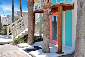 ☀️ Gulf Front, Pet Friendly with Elevator | Sailor's Dream ☀️ Reviews ...