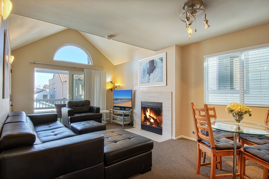 ¡Disfruta De Las Vistas Al Mar Desde La Gran Terraza En La Azotea Adyacente Al Muelle De Newport! - Newport