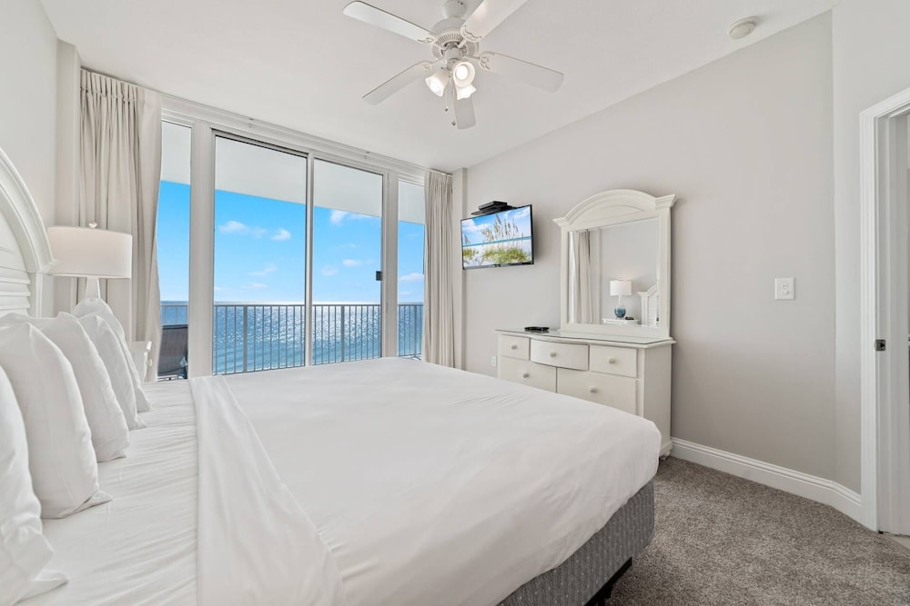 Lighthouse 1215 ~ In/outdoor Pools, Hot Tub, Sauna, Fitness Room + $400 In Free Activities Daily - Gulf Shores, AL