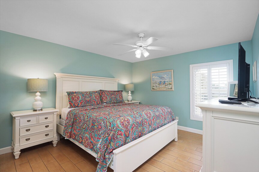 Nicely Updated, Two Bedroom, Direct Beach Front Condo - South Seas Beach Villa 2528 - North Captiva Island, FL