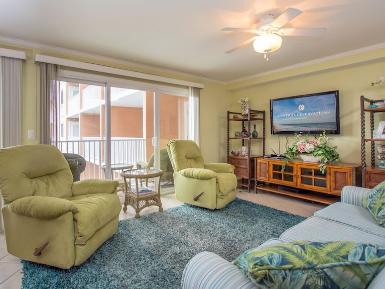 Bayfront Unit. Walk To The Convention Center, Dining, Shops And The Beach. - Ocean City Beach, MD