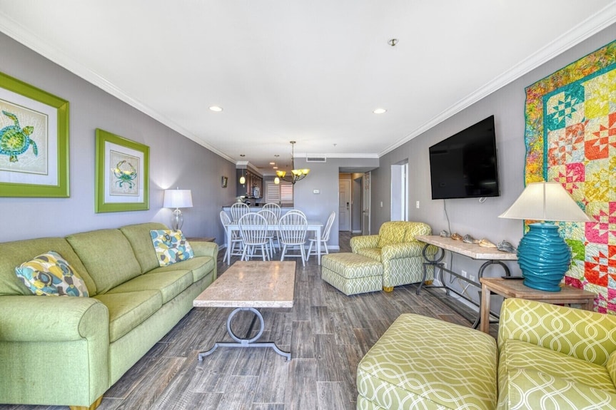 Waterforde 403 - Two-bedroom, Two-bath Oceanfront Condo With Pool - Murrells Inlet, SC