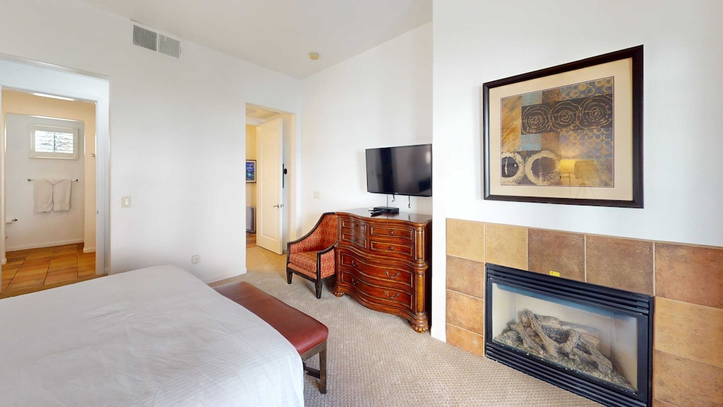 Un Estudio En La Planta Baja Con Patio Privado Y Vistas A La Montaña Cerca De La Piscina - La Quinta