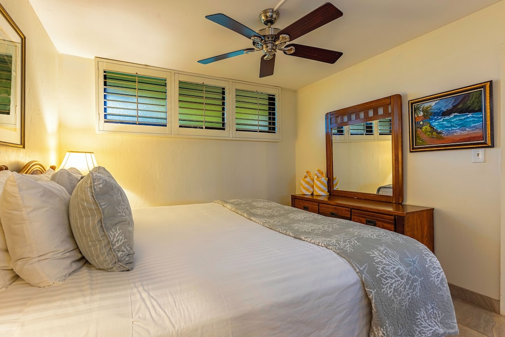 Charming Oceanfront Condo With Ac – Kihei Surfside #311: Your Perfect Retreat - Kilohana Drive, HI