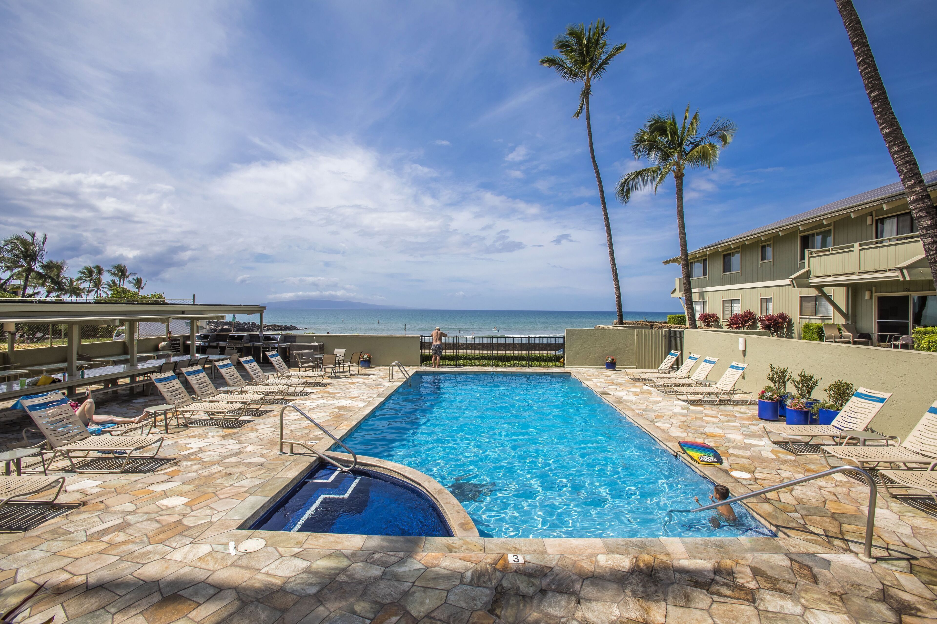 Oceanview 2 + 2 Fabulous Condo! Best Value Walk to Everything - Kihei ...