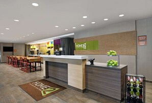 Café da manhã com buffet grátis todos os dias