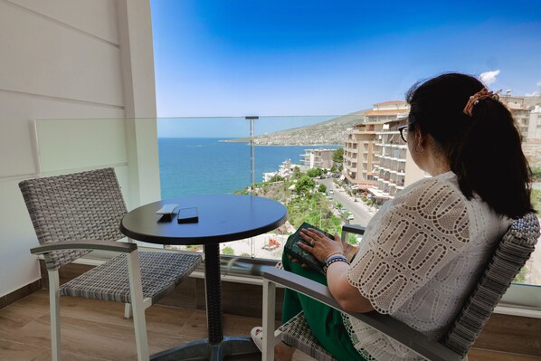 Suite Deluxe, vista para o mar | Varanda
