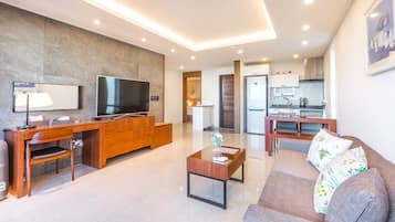 Royal Terrace Spa, Ocean View | Sala de estar | Piso aquecido