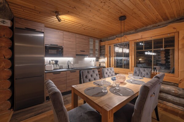 Kuukkeli Log Houses Villa Aurora (Pupula) - Inari