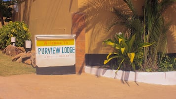 Entrada do alojamento