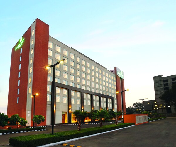 Lemon Tree Hotel, Sector 68, Sohna Road, Gurugram - Gurgaon