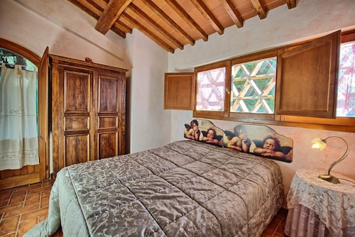 Apartment En Badia A Passignano Con 3 Habitaciones, Capacidad 6 - Toscana