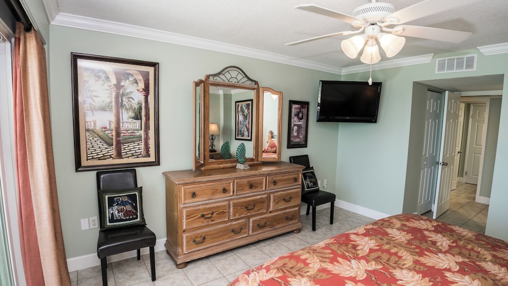 D1202 Top Floor, Unobstructed Gulf View, 3 Pools * Rates Reduced Summer/peak Summer 2025! * - Panama City, FL