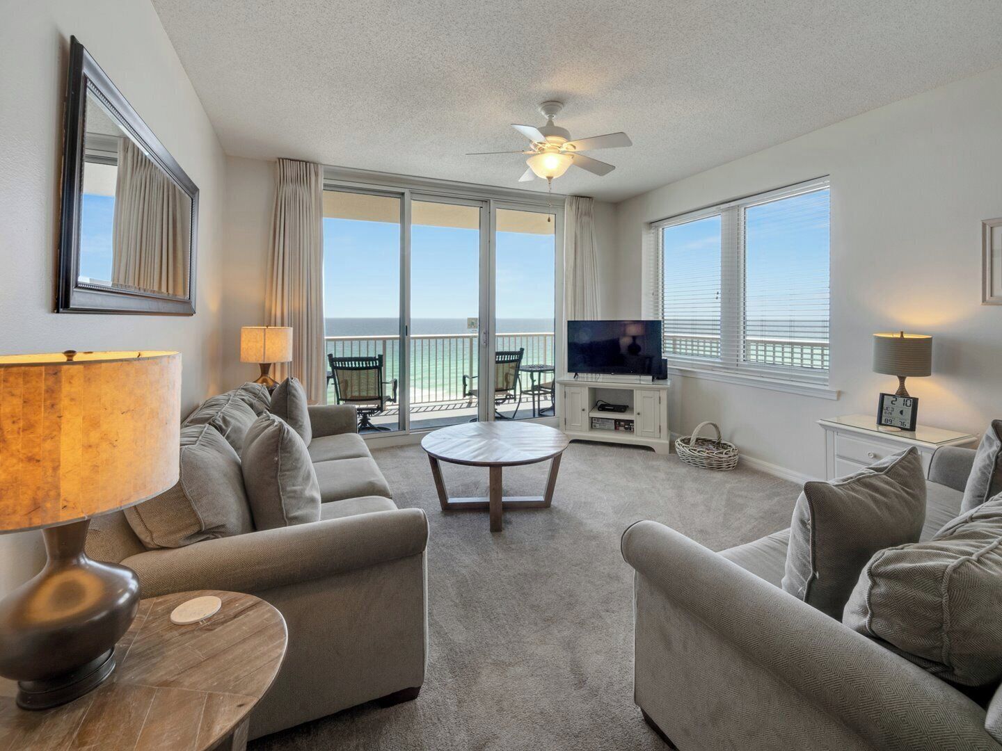 Dolphin Watch 3 Bedrooms | 3 Bathrooms | Sleeps 10 | Gulf-front Balcony - Navarre, FL