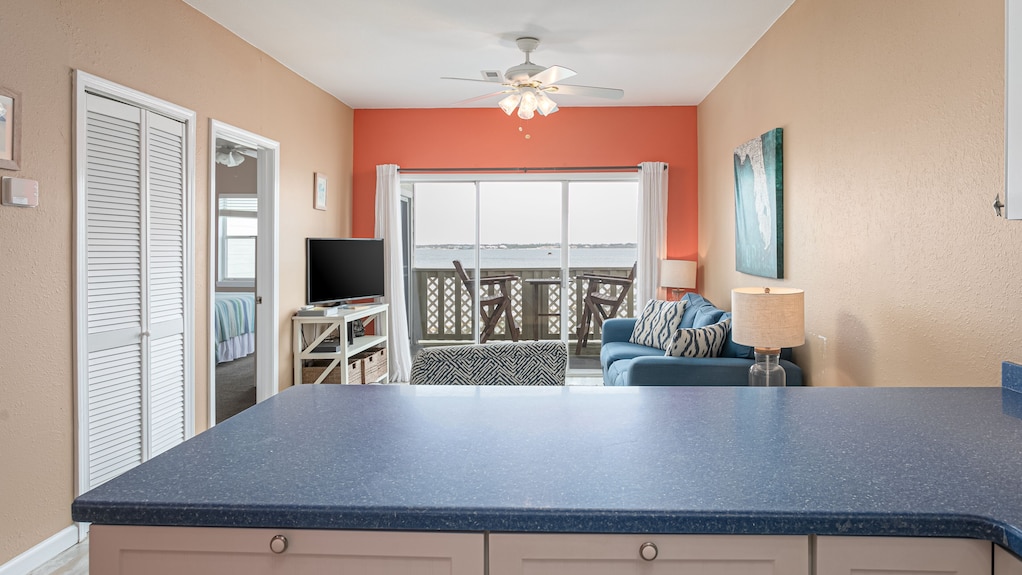 Relax On The Balcony And Enjoy The Bay - Bwe7 - Pensacola, FL