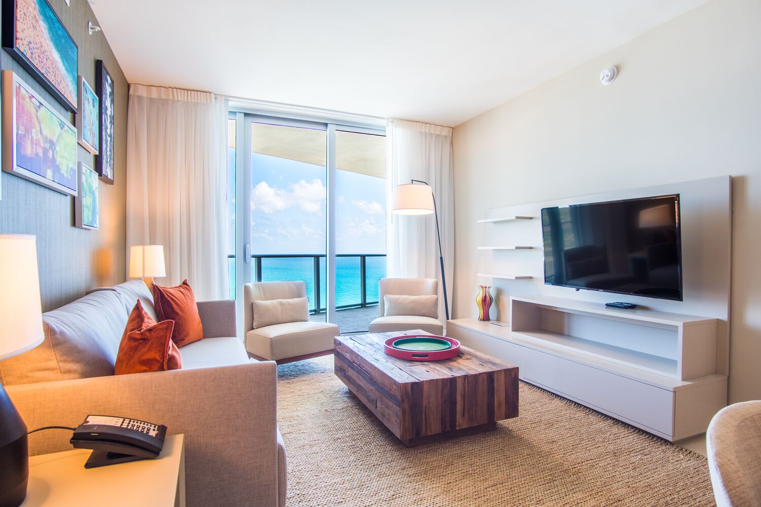 Cozy Condo On The 38th Floor W/ Amazing Ocean Views. Wifi + Nespresso - Hollywood, FL