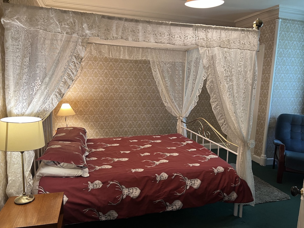 The Butler's Cottage, Carmichael Country Cottages, Near Biggar. Pets Welcome. - Scotland