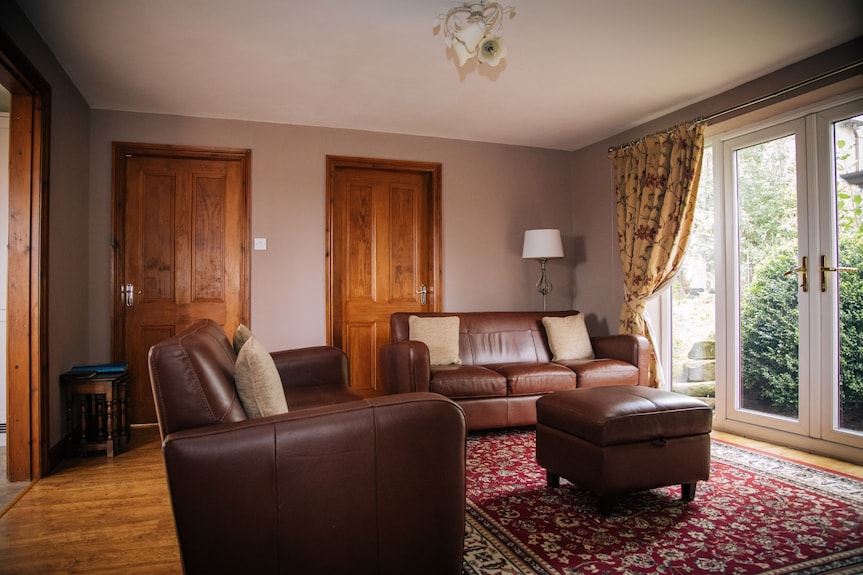 Dairyman's Cottage - 2 Bedroomed Bungalow In Perfect Rural Setting. - North Wales