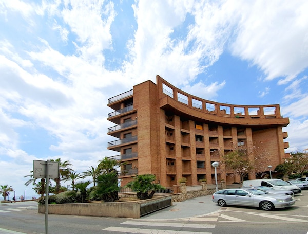 Apartment 1. Line Of Sea - Wifi Free - Catalonia