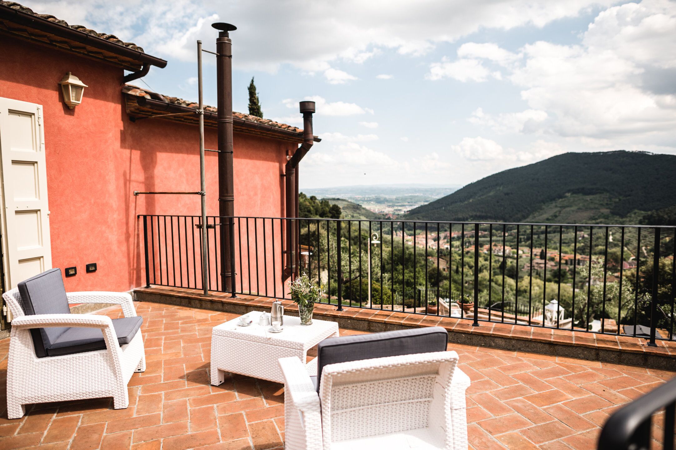 9 Incredible Tuscan Villas You Can Rent In Italy | TravelAwaits