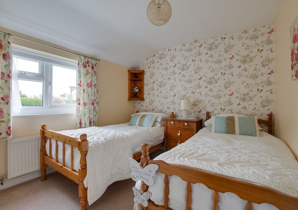 Y Bwthyn - Two Bedroom House, Sleeps 4 - Llŷn Peninsula