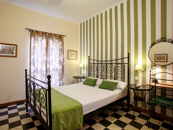 Malaga Lodge Guesthouse - Málaga