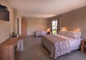 Classic Suite Triple | 1 quarto, cofres nos quartos, Wi-Fi de cortesia, roupa de cama