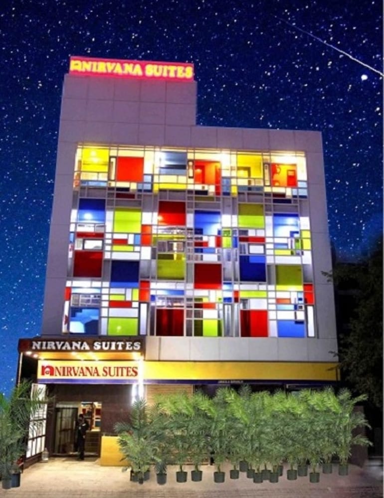 Nirvana Suites - Noida