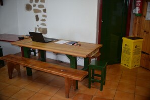 Área de estar no saguão